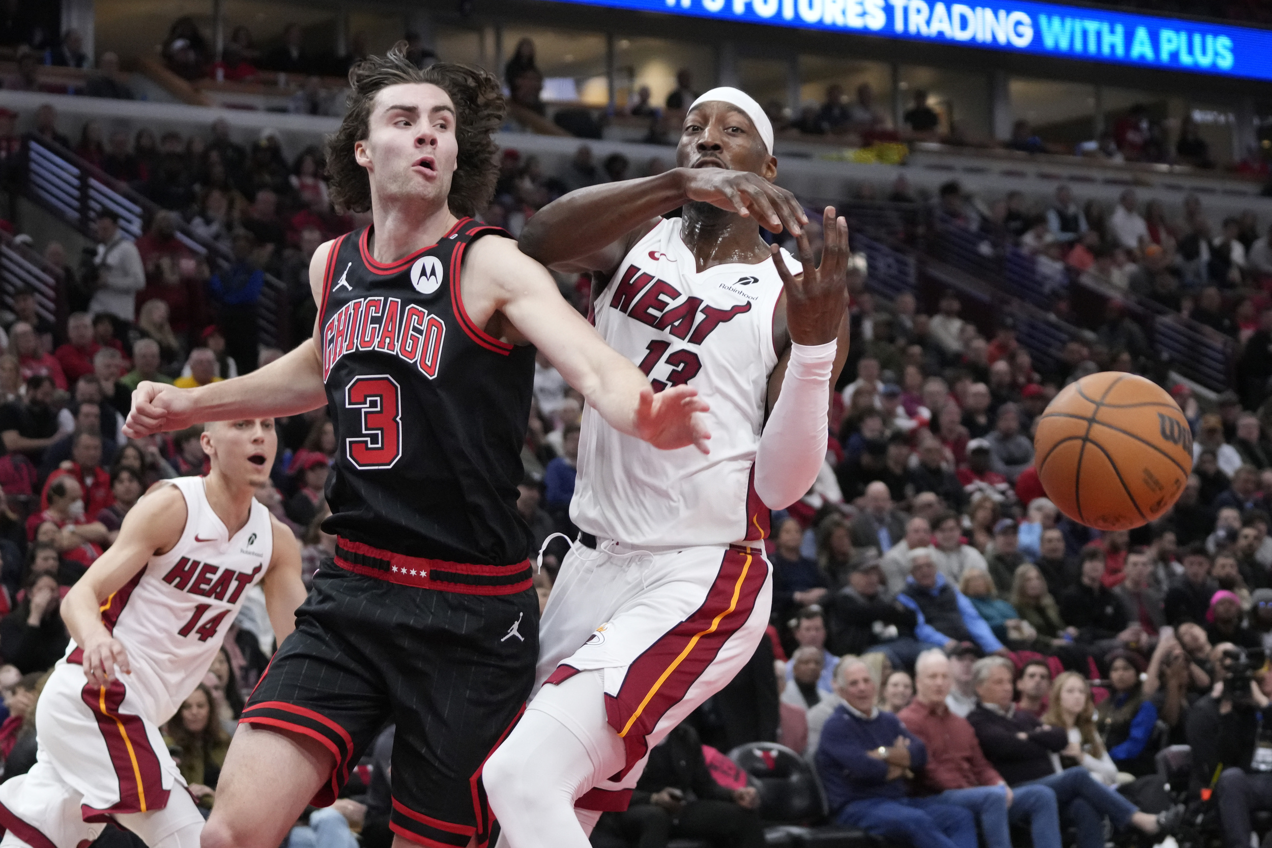 Rumor: Josh Giddey, Bulls $10 Million Apart In Contract Negotiations
