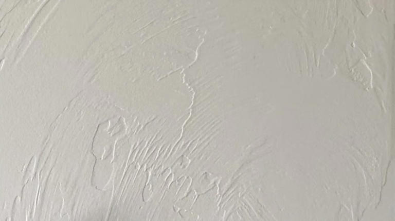 The 12 Best Ceiling Textures That Reduce Noise In Your Home