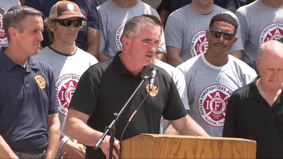 Austin firefighters protest potential crew size reduction