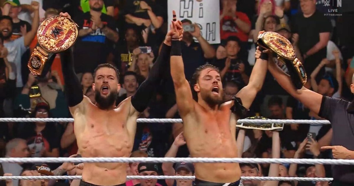Shocking Number One Contenders Crowned For The World Tag Team Titles On ...