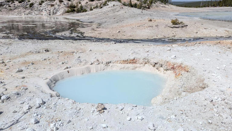 Yellowstone’s Newest Hot Spring Is Ice-Blue and the Size of a Jacuzzi
