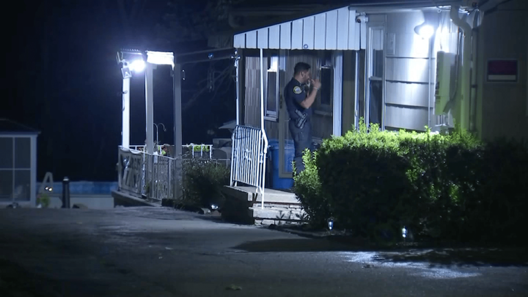 Rescatan a personas de teleférico defectuoso en el Zoológico Southwick