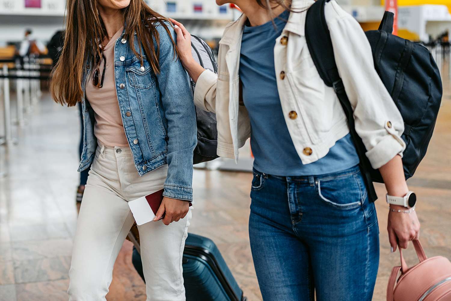 Woman Refuses to Pick Up Friend at 3 A.M. After Rebooked Flight, Tells ...