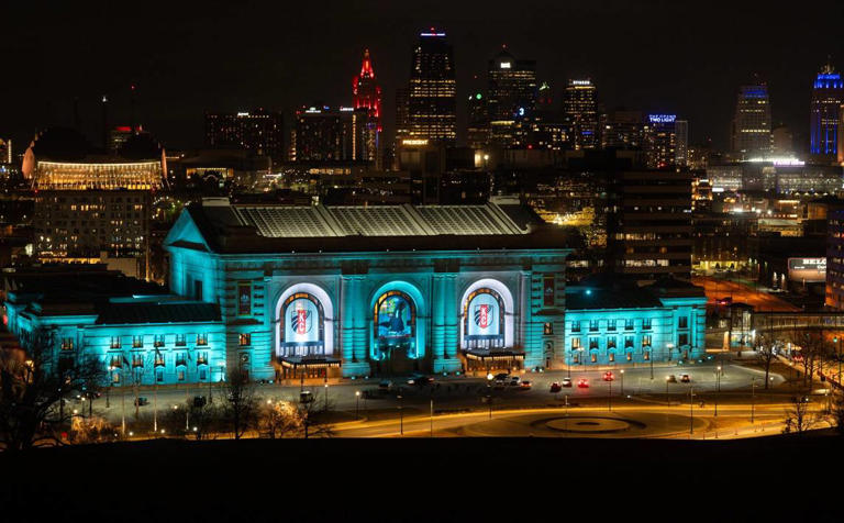Union Station lighting up in AFC Richmond colors to welcome ‘Ted Lasso ...