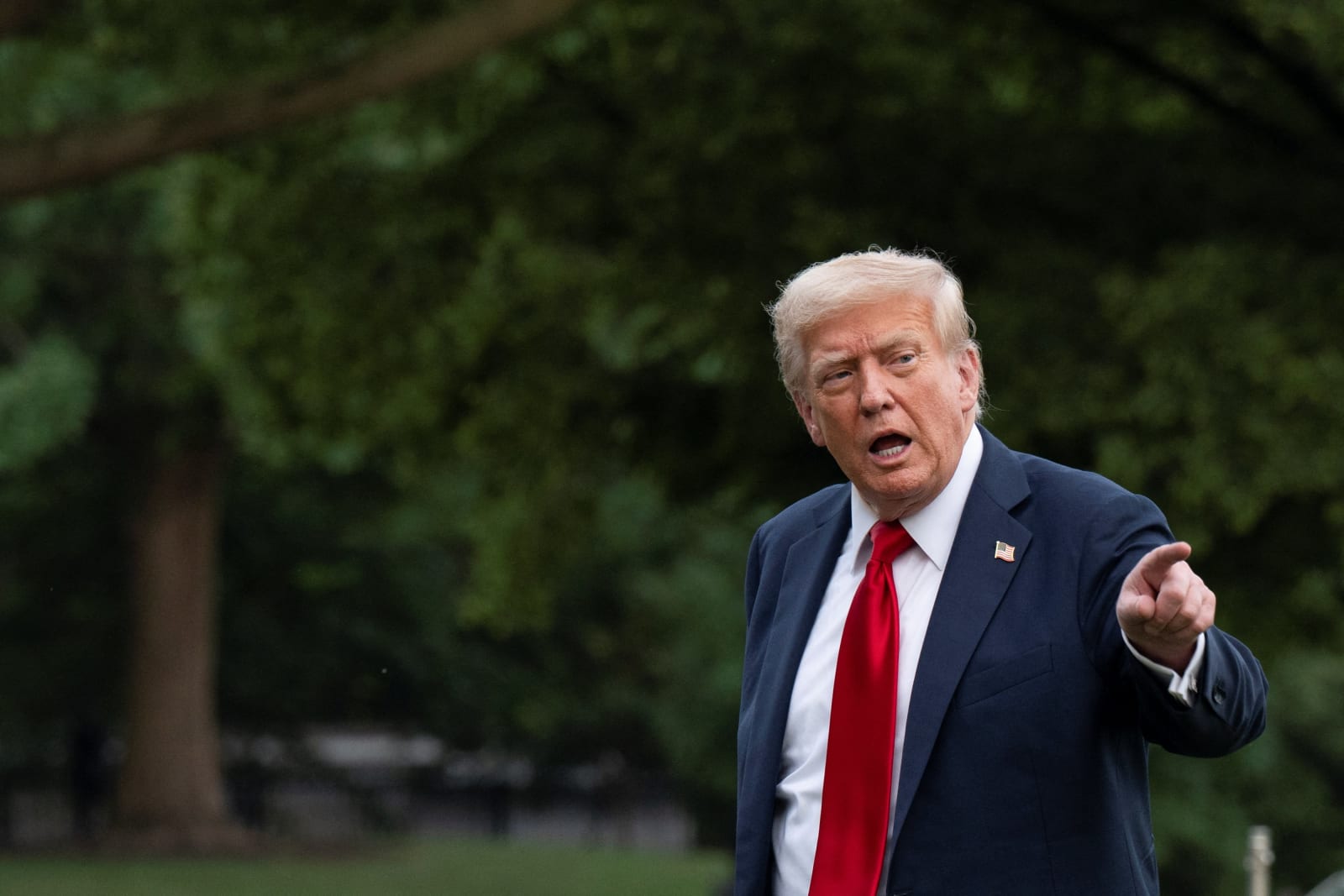 WSJ hit with White House snub over shocking Epstein report