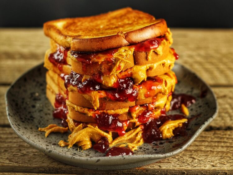 15 Easy Recipes for People Who "Can't Cook"