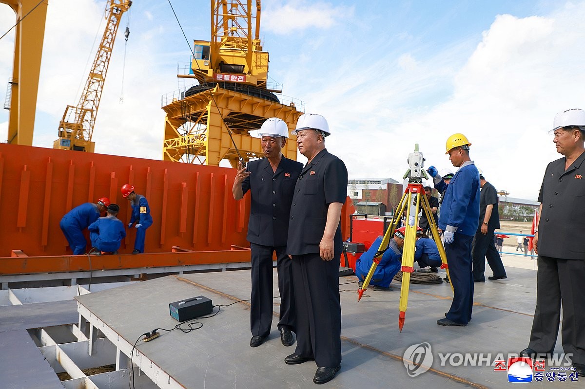 N. Korea says to build additional 5,000-ton destroyer