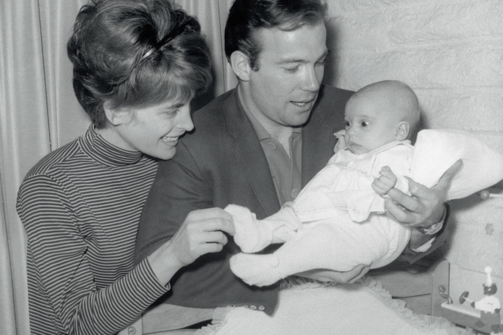 From Captain Kirk to romantic comeback: Shatner's life at 94