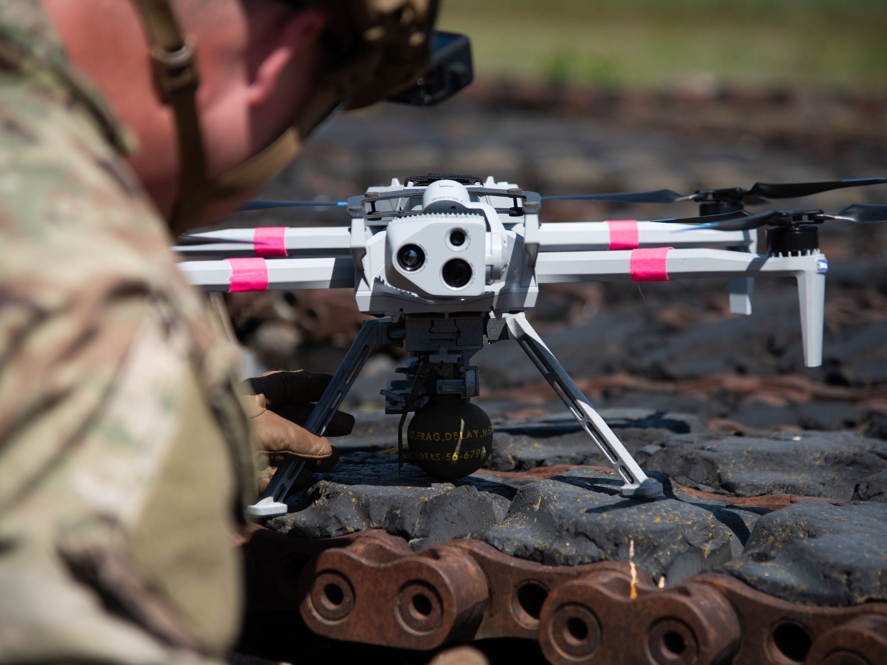 Video captures the US Army's first-ever test of grenade-dropping drones ...