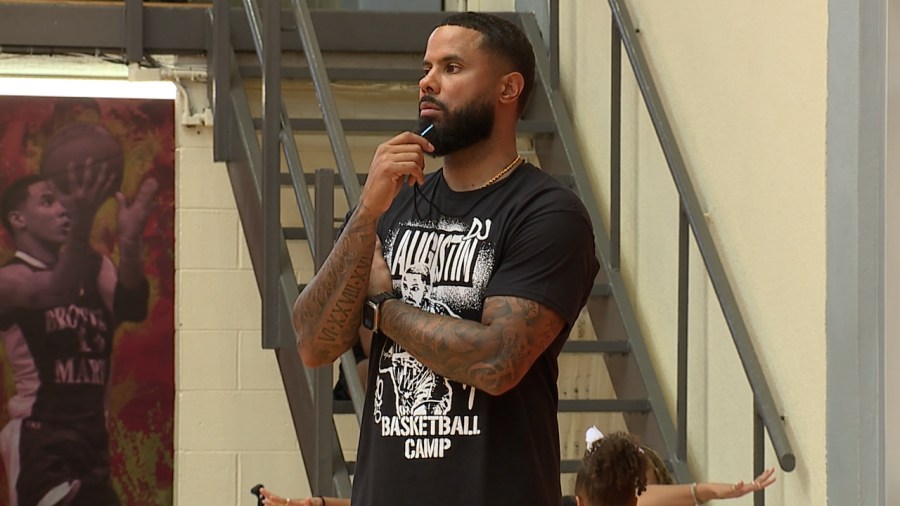 DJ Augustin returns to Brother Martin for first basketball camp since 2019
