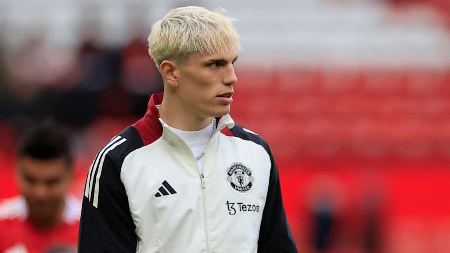 Man Utd Slash Alejandro Garnacho Asking Price Ahead of Three-Team Race