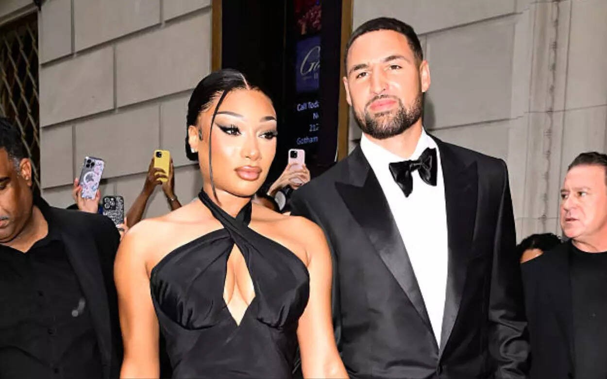 Megan Thee Stallion outlifts expectations in viral gym date with ...