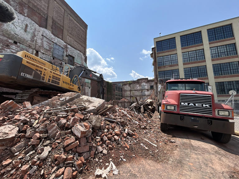 City of New Haven begins demolition of 9 buildings; former weapons ...