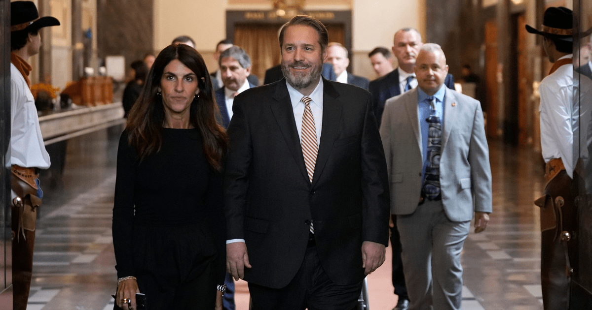 Jim Davis named sole finalist for role of UT-Austin president