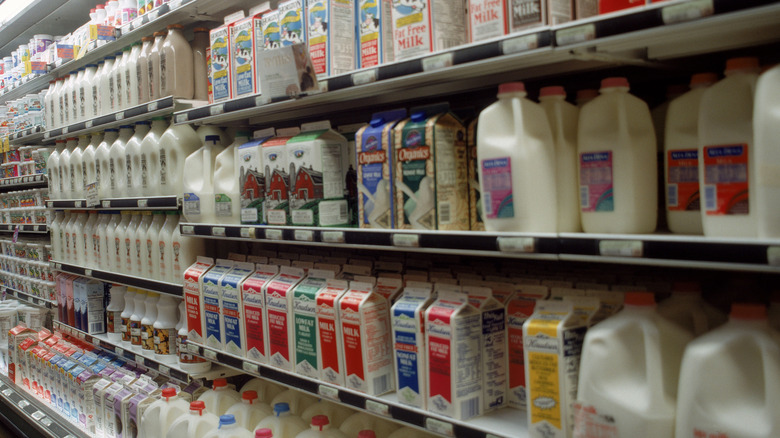 Tell-Tale Signs These Foods Aren't Safe To Eat