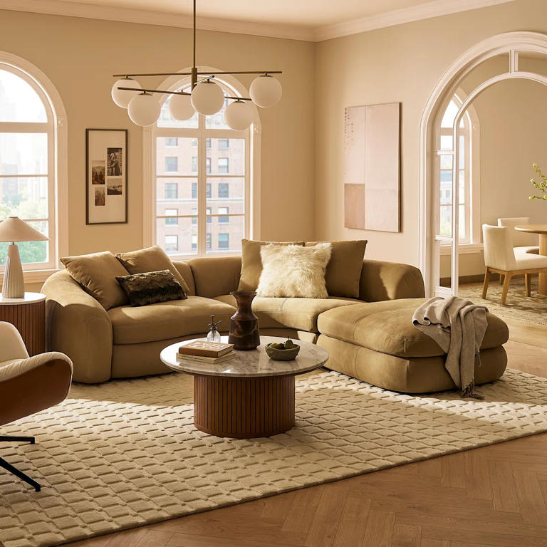 Tossing Up Between a Tufted vs Flat-Woven Rug? Here's the Difference ...