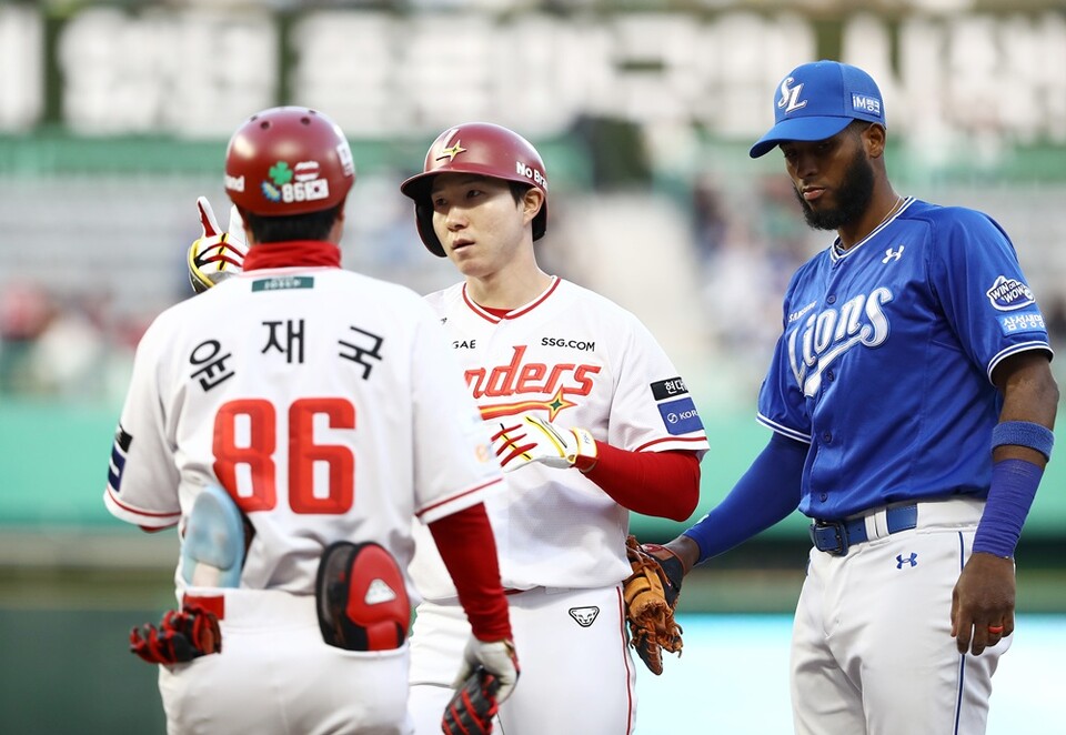 불붙은 5위 싸움… 가을야구 막차 노리는 KT·삼성·SSG·NC