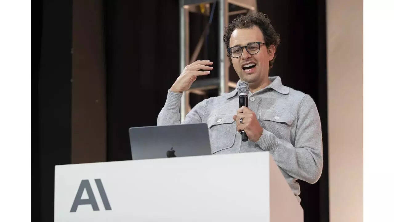 Anthropic CEO in leaked memo to employees on planning to seek ...