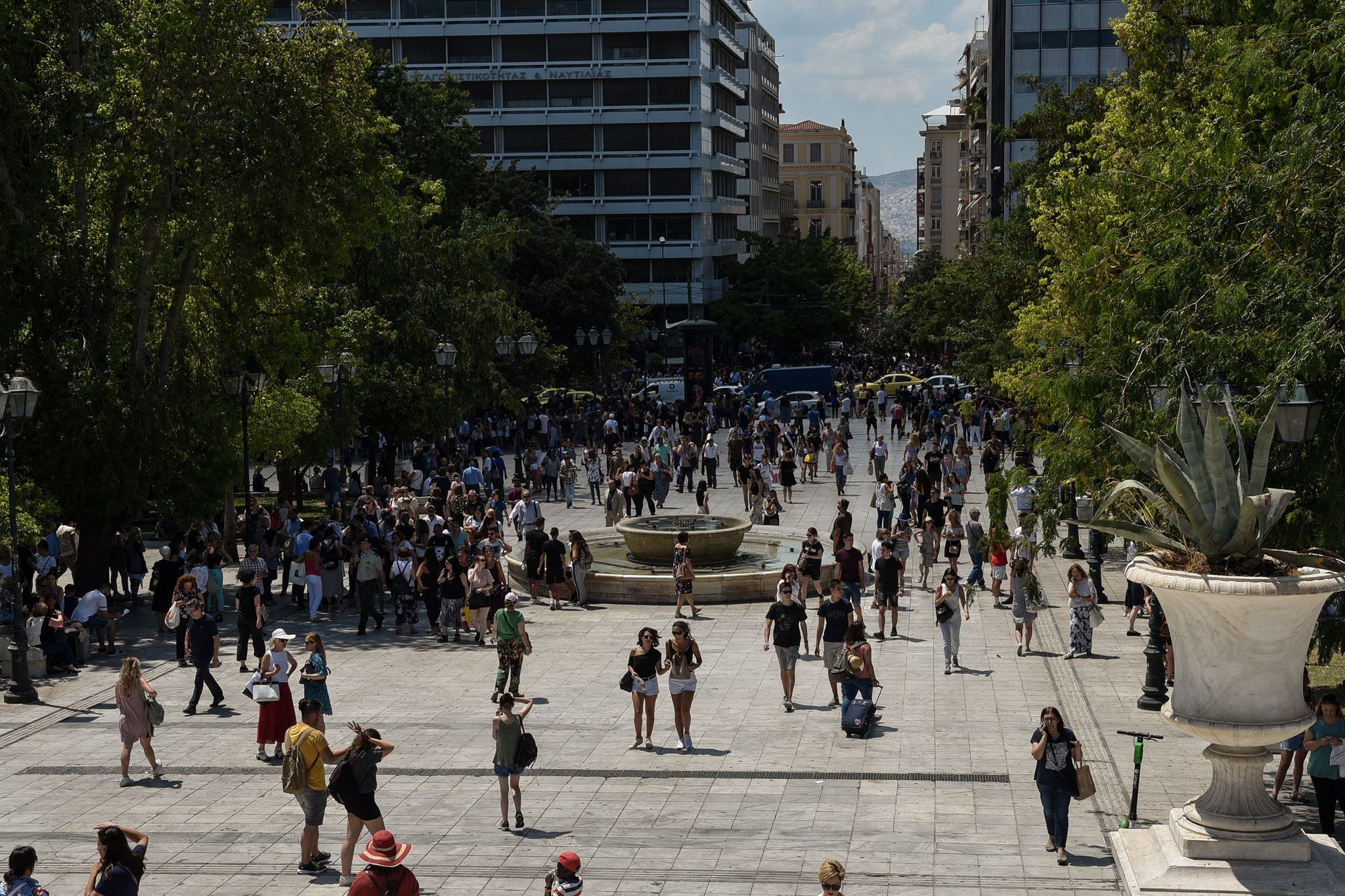 Πότε και πώς θα ανοίξει πάλι το ασφαλιστικό – Τι θα γίνει με τα όρια ...