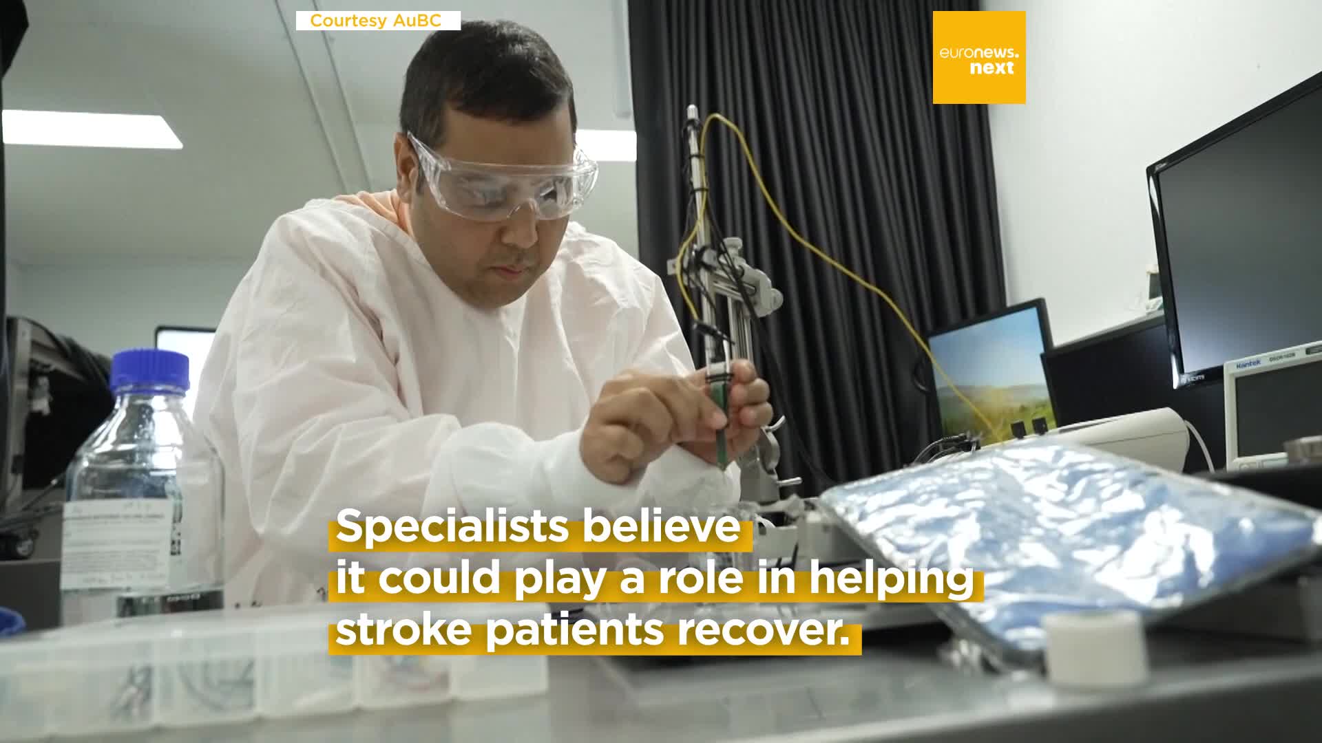 A thinking cap? This AI-powered cap can transform thoughts into text