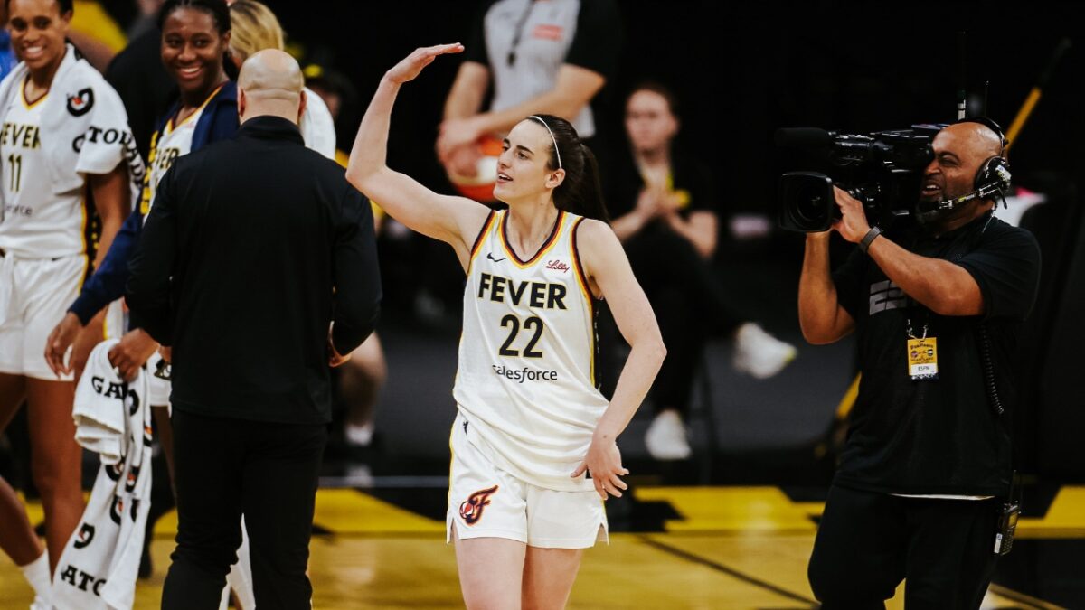 Hillary Clinton Supports Caitlin Clark and WNBA Players Demanding ...