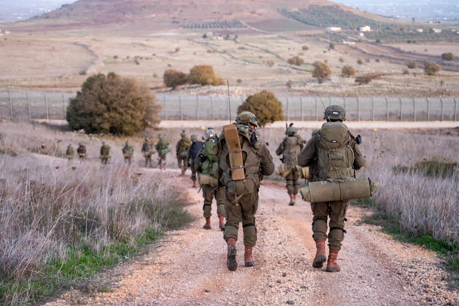 IDF's new strategy: All borders must have buffer zones, defense ...
