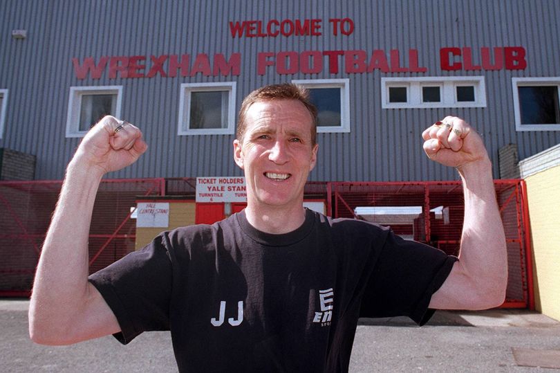 Wales football legend Joey Jones dies as tributes pour in for Liverpool ...