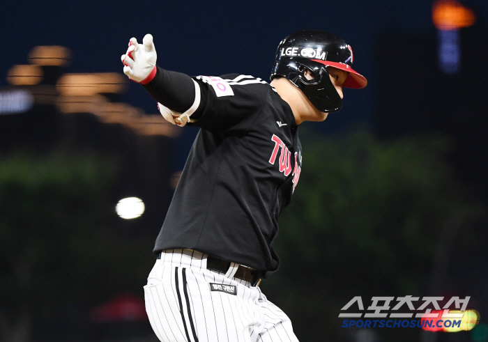 Moon Bo-kyung's three-run shot against nails