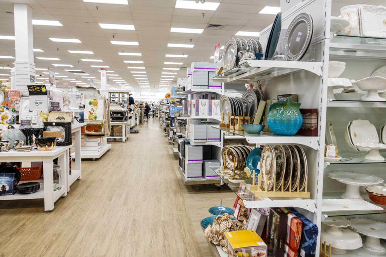 5 Things Designers Always Buy at Homegoods When They Spot Them