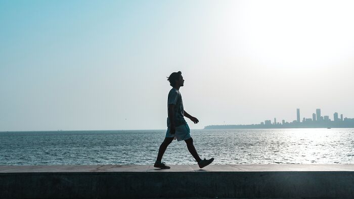 22 People Claim These Small Habits Helped Turn Their Life Around