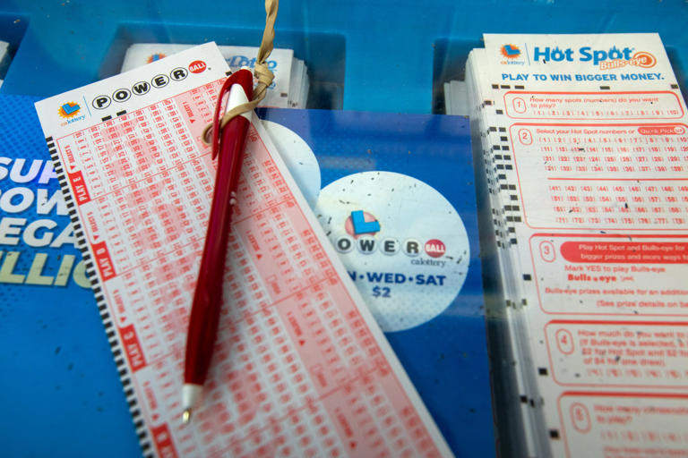 Two Powerball Players Hit For $1 Million Each