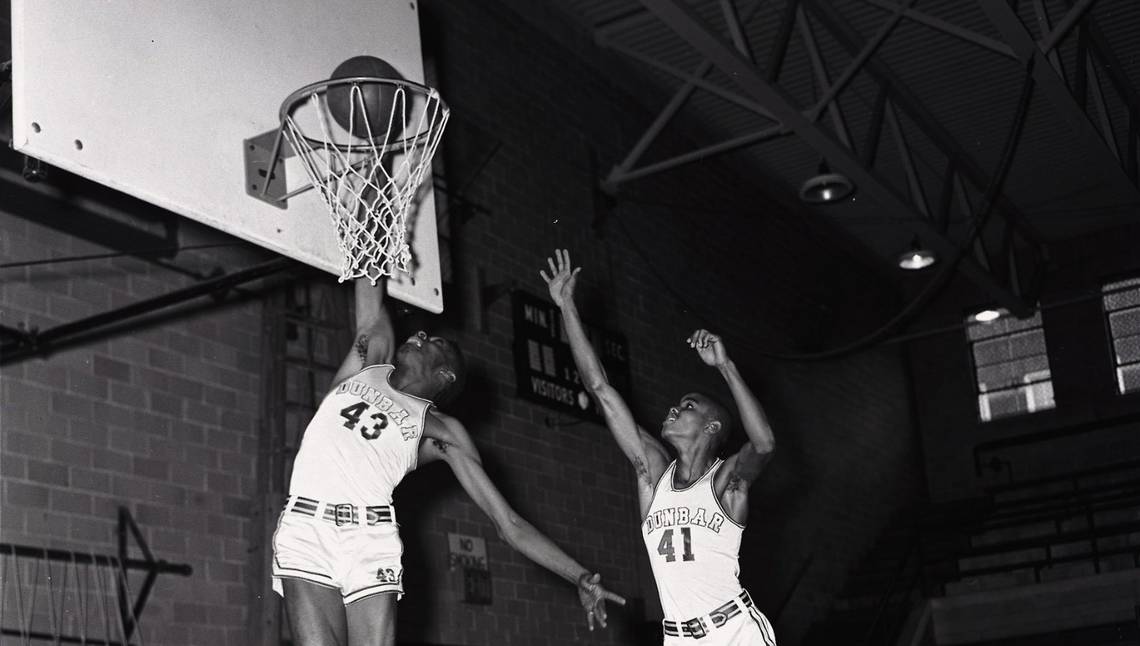 Two Lexington basketball all-time greats earn high school hall of fame ...