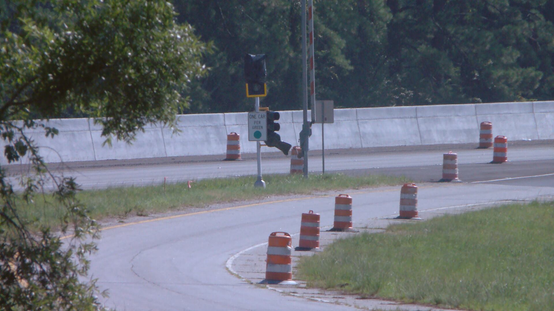 GDOT installing first ramp meter signals in Southeast Georgia for I-16 ...
