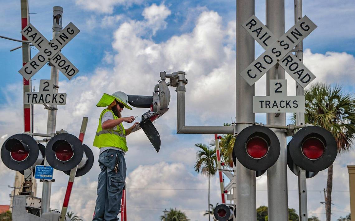 Killer Train: Should tax dollars pay for a private train?