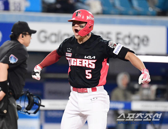 Nothing unusual. The OK sign appeared on Kim Do-young with a hamstring ...