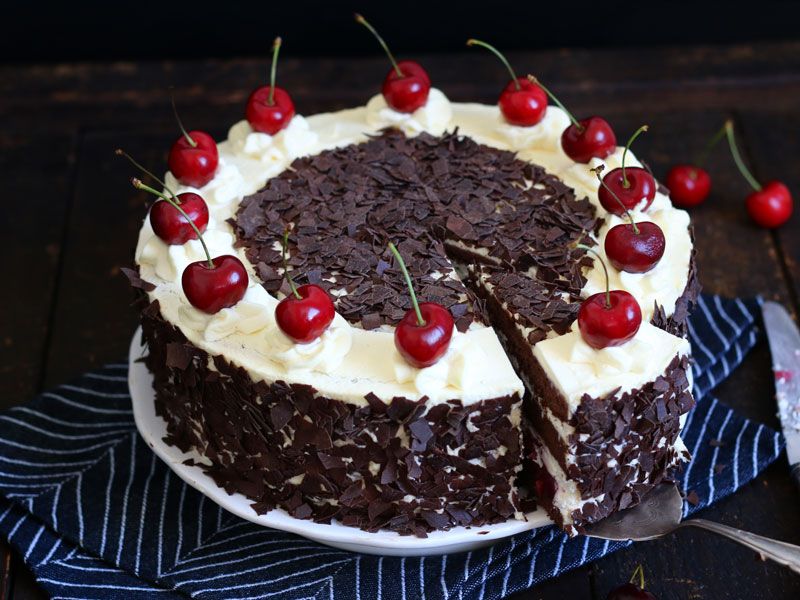 Europe's 25 Most Delicious Cakes, Which British Ones Made The List?
