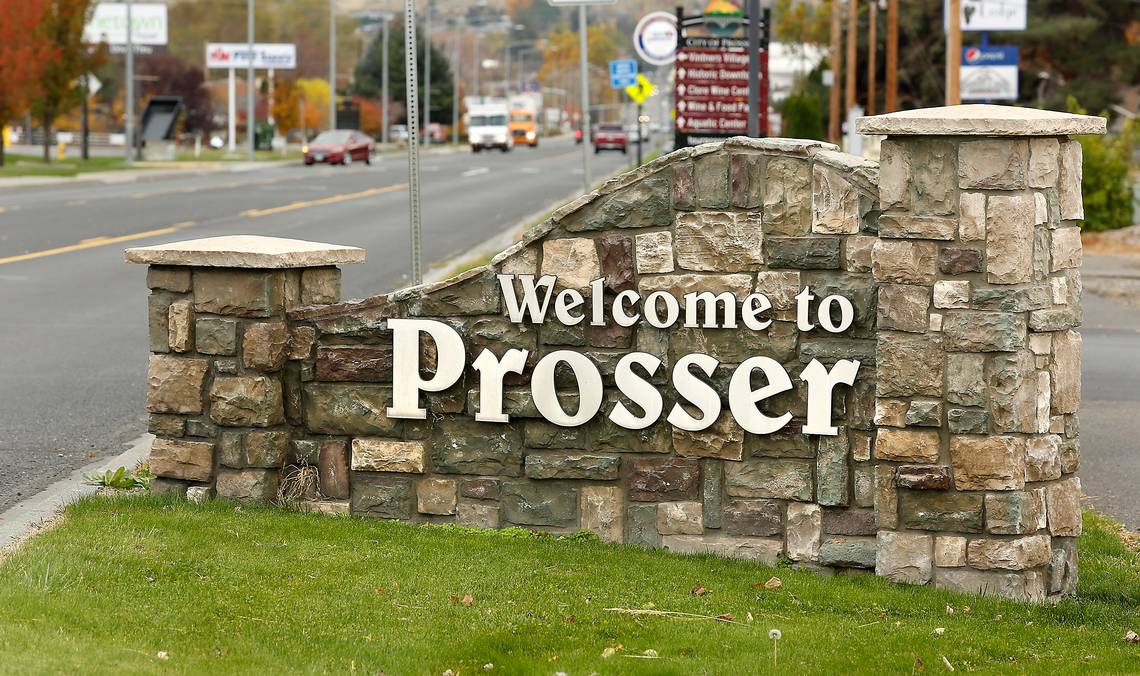 3 candidates running to replace 20-year member of Prosser City Council
