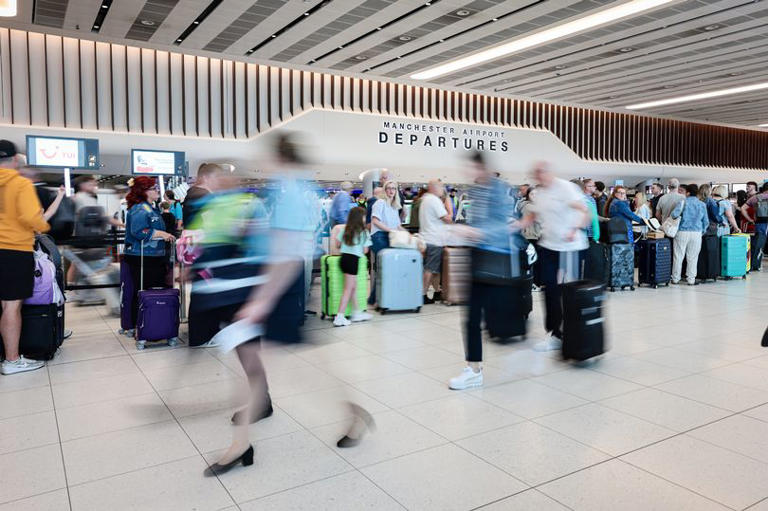 Manchester Airport shares tip on how to beat check-in queues