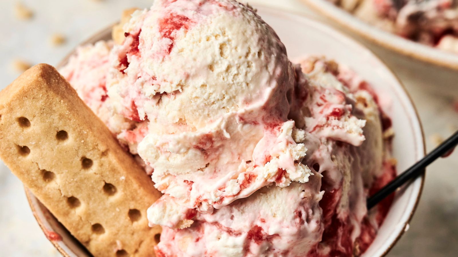 I Can't Skip These 29 Strawberry Recipes Every Summer