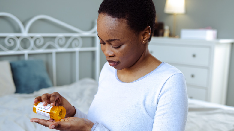 9 Medications You Should Avoid Taking Before Going To Sleep