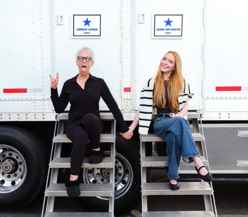 Jodie Foster prende in giro l’IA: "ChatGPT ha dimenticato che ero in ...