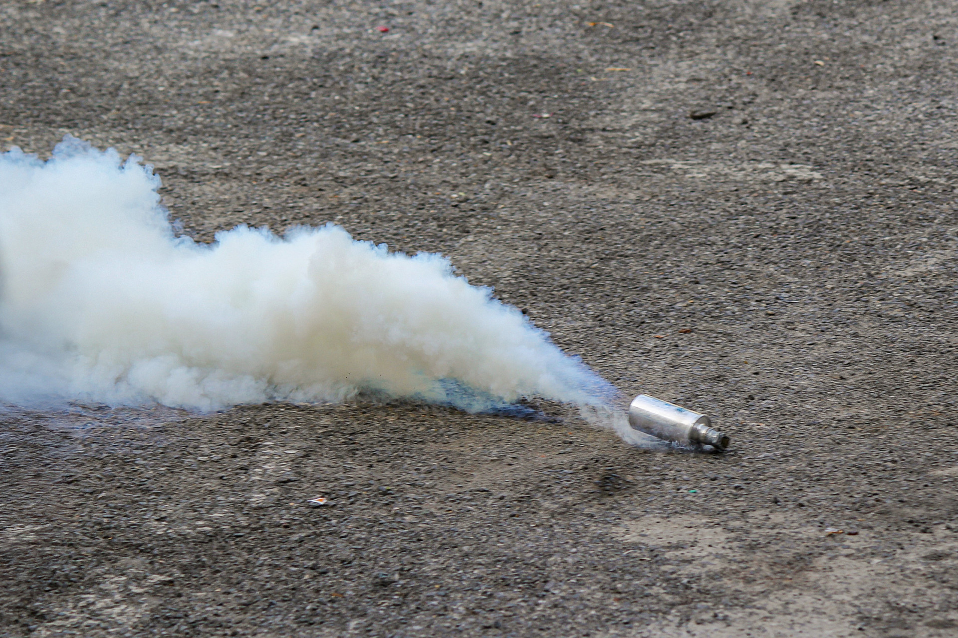 Can people die from tear gas?