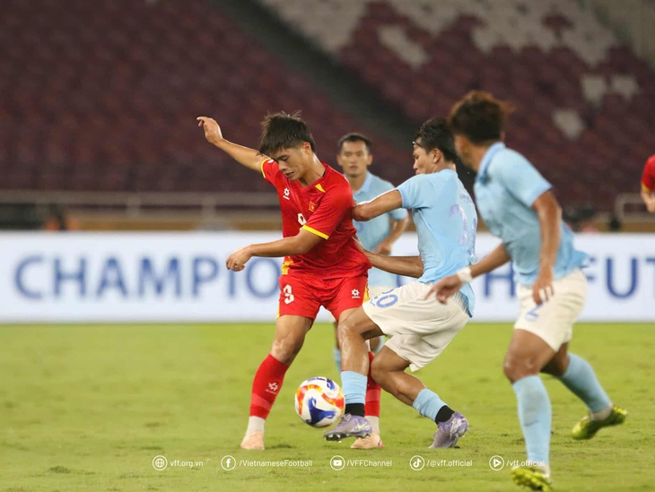 Tiền đạo Nguyễn Quốc Việt: 'U23 Việt Nam phung phí quá nhiều cơ hội'