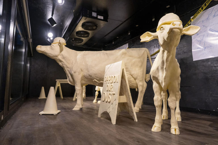 Butter cow joins construction crew at Ohio State Fair