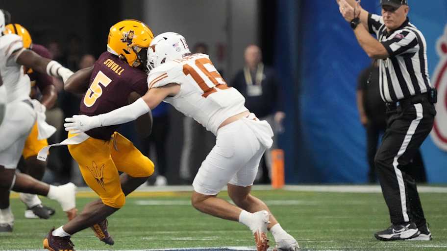 Four-Star Cornerback Names Texas Longhorns In Top Five