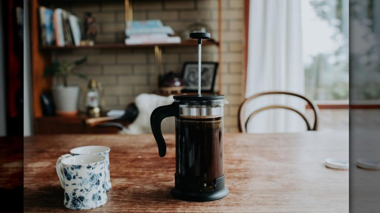The Simple Mistake That's Stopping Your French Press Coffee From ...