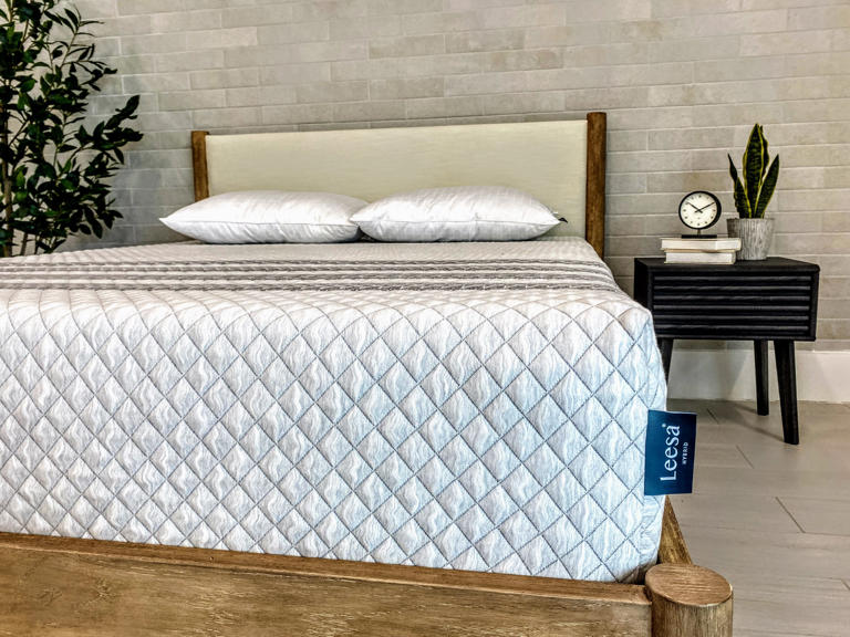 Leesa mattress review: We tested the most popular models for comfort ...
