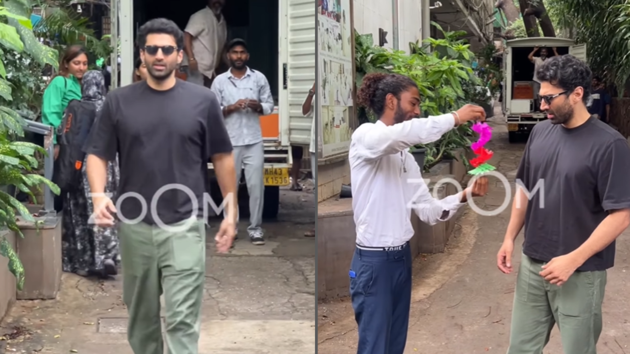Aditya Roy Kapur Gets Special Gift From Fan; Metro In Dino Actor ...