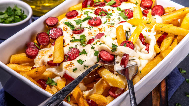The Tasty Way You Can Bake French Fries And Ground Beef Into A Dinner ...