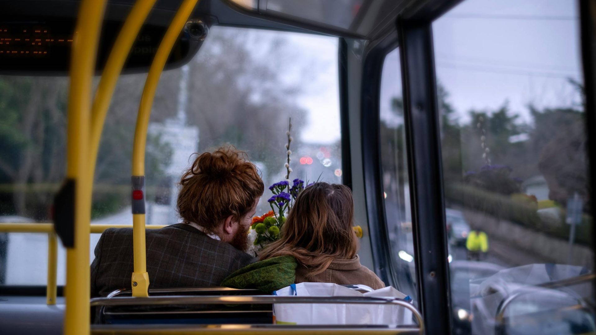 When a bus camera immortalizes a romance, the video goes viral on the ...